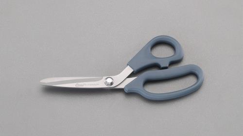 仕様：●刃材質:チタン合金●ハンドル材質:ナイロン●全長:213mm●刃長:80mm●重量:108g●刃の開きを調整する締め付け用ねじ付(ナット対辺:3/8”)●人間工学に基づいた、丈夫で、曲げやすいハンドルなので、連続して作業を行っても疲...