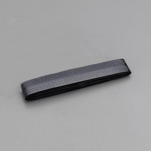 仕様：●メーカー:オーエッチ工業●型番:GTS-BK●用途:作業工具、ゴルフクラブ、テニスラケット、自転車のハンドル、バット、釣り竿等に●色:ブラック●長さ:1050mm●幅:26mm●厚み:4.0mm●スポンジ厚:3.5mm●材質:ポリウ...