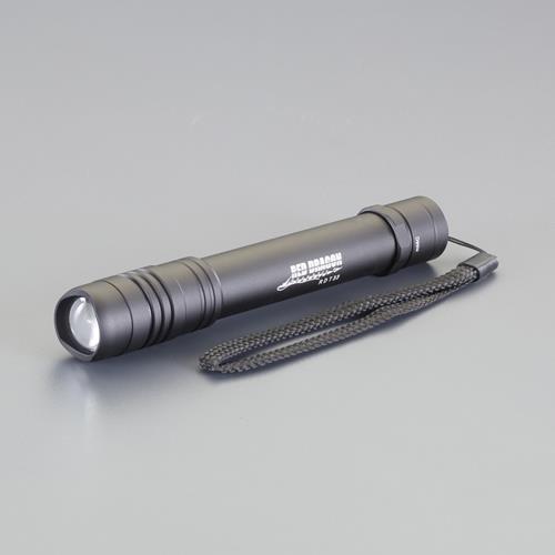 仕様：●使用電池:単3×2本(別売)●明るさ:固定●ルーメン:400●電池寿命(時間):5●照射パターン:フォーカス(スポット⇔ワイド)●サイズ:φ24×155mm●重量:約84g(本体のみ)●材質:アルミ合金●防塵・防水性能:IP66●フ...