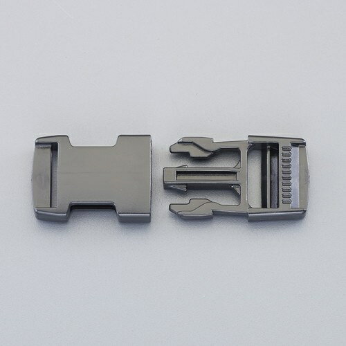 仕様：●適用バンド幅:38mm●外寸サイズ(mm):73×45mm●材質:プラスチック●入数:5組(オス×5個、メス×5個)●サイドリリースタイプ商品画像に関する注意事項：●※5個入●画像に数字等の情報が入っている場合は、　品番末尾が対象商...
