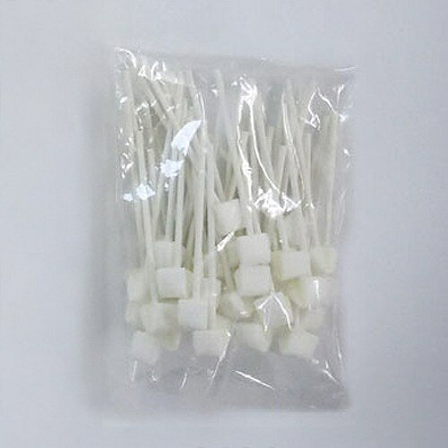 仕様：●用途:水廻りの水垢、気になるすき間のお掃除に●全長:約75mm●重量:約25g(50本入)●入数:50本●材質:スポンジ:メラミンフォーム柄:紙管●洗剤なしで頑固な汚れをとります。●柄がついているので汚れをかきだしやすい。商品画像に...