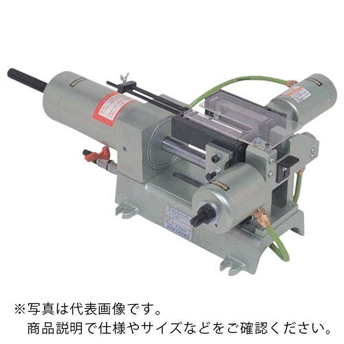 特長：ワンタッチで、色々な電線の脱皮ができます。刃の組み合わせで、2段脱皮等複雑な脱皮ができます。最大2段脱皮長さ95mmまでです。用途：キャプタイヤ・VA線・多芯線の脱皮。仕様：幅(mm)：318高さ(mm)：169脱皮能力(mm)：外径...