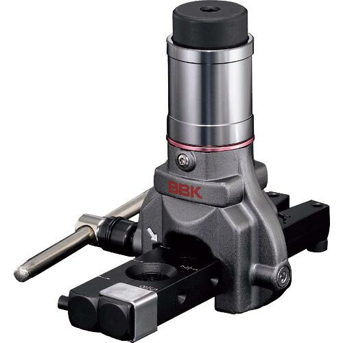 特長：アルミ合金性で900gと超軽量です。電動ドライバー六角6.35プラスビットで使用可能です。ゲージバー固定用のクランプハンドルが取外し可能となり、クランプハンドルで使用可能です。付属の四角変換アダプターを装着することで3/8”四角ラチェ...