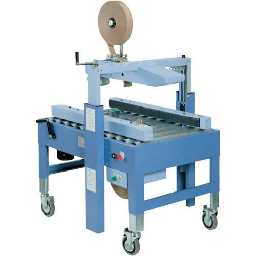 特長：同サイズの梱包が多い作業環境に最適です。用途：封緘（上下同時I貼り）に。仕様：電源(V)：単相100消費電力(kW)：0.3テープ幅(mm)：38〜50本体寸法(mm)幅：1000本体寸法(mm)奥行：832本体寸法(mm)高さ：16...