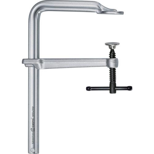 特長：スタンダードな深型クランプです。150mmクランプ時の最大締め付け圧は、8．0kNです。仕様：全長(mm)：443最大口開き(mm)：300ふところ(mm)：200フレーム寸法(mm)A：30.0フレーム寸法(mm)B：15.0材質／...