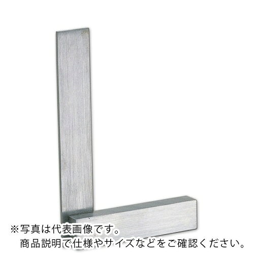特長：直角度、真直度測定のマスタとして使用します。ベースに向かって左側面に長片を取り付けているタイプのスコヤです。75〜2000mmの計12サイズございます。ベースが厚いため、安定した測定に向いています。用途：直角度測定、ケガキ作業に仕様：...
