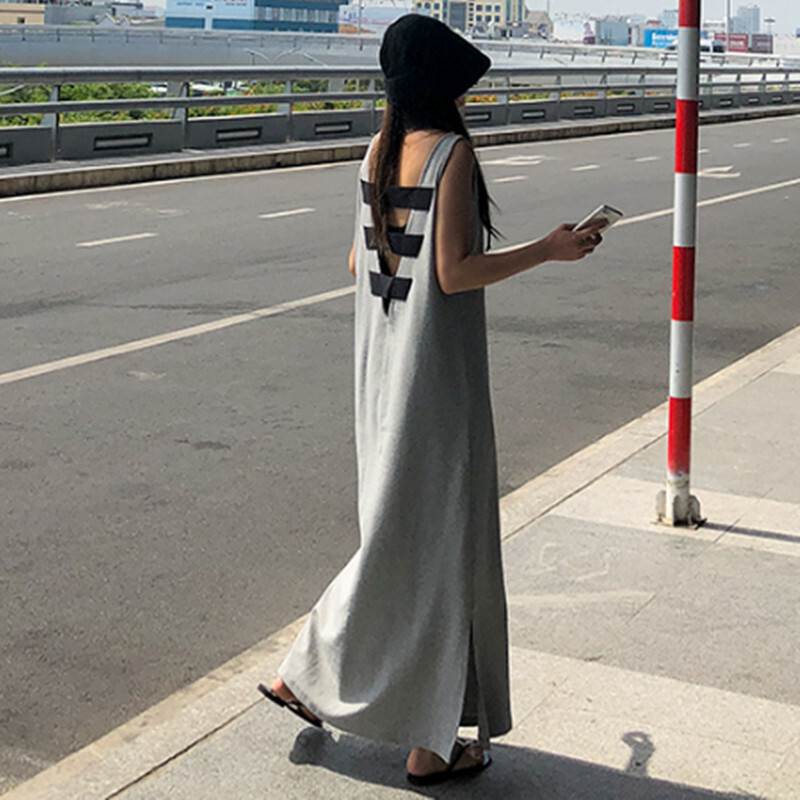 list12682 《商品について》 ※当ショップは海外からのノーブランド商品になります。 海外製品のため日本商品に比べ品質が劣る場合がございます。 糸のほつれ、多少の汚れやシミ、ファスナーが固い、デザインの若干の違いなどは不良品には該当し...