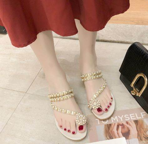 list1594サンダル パール付き 太ヒール スリッパサンダルデイリーコーデに合わせやすいから、気軽に履ける疲れにくくて歩きやすい♪色　ホワイト、グリーンサイズ： 22.0cm,22.5cm,23.0cm,23.5cm,24.0cm 《商...