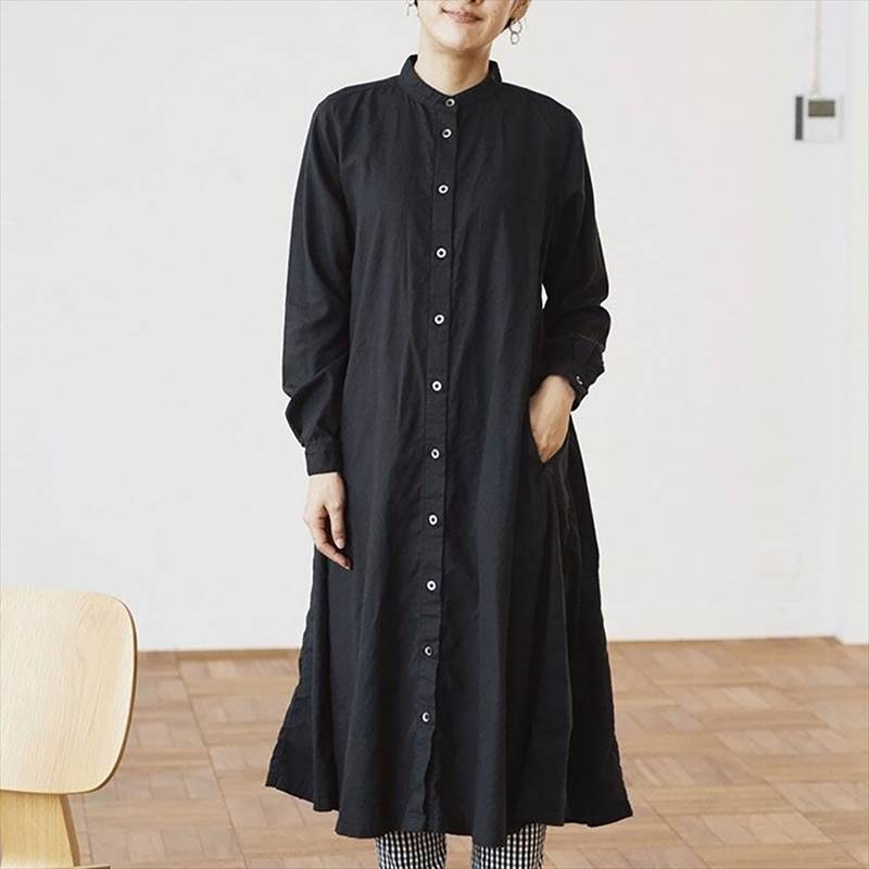 list2629ゆったり着られる大人カジュアルなロングシャツ羽織りものにもなり、ボディラインを拾わないので体型カバーやマタニティ用にも◎色展開 ブラックサイズ M Lサイズ(cm)M /着丈108.0 /バスト104.0 /肩幅36.0 /...