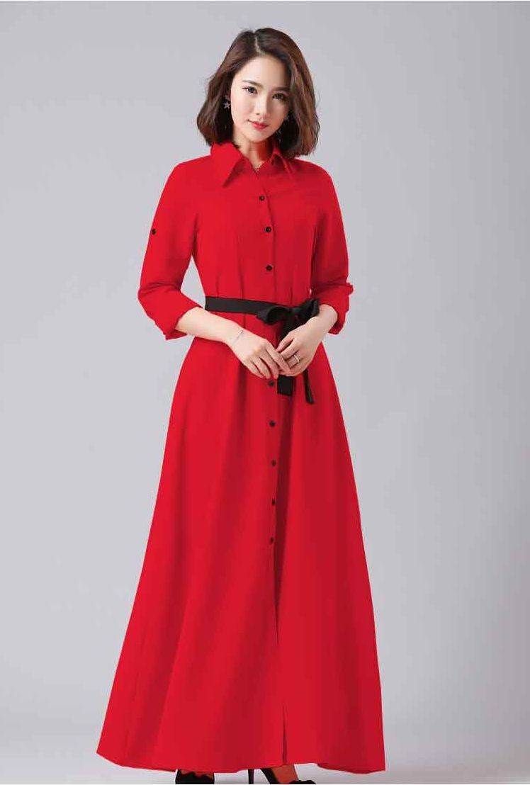 list2888ロング丈のレディースシャツワンピースです。ヒールを合わせてきれいめに着たり、スニーカーでカジュアルに着崩したり、さまざまに楽しめます！《カラー》レッドブラックオレンジブルー《サイズ(cm)》S：着丈 135　バスト 90　ウ...