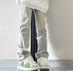 シンプルでカジュアルなデザインのレディースデニムパンツです。ストレートシルエットで、さまざまなスタイルに合わせやすく、普段使いやアウトドアなど多様なシーンで活躍します。サイズはSからXLまで揃い、カラーもライトブルー、ブラック、レトロブルー...