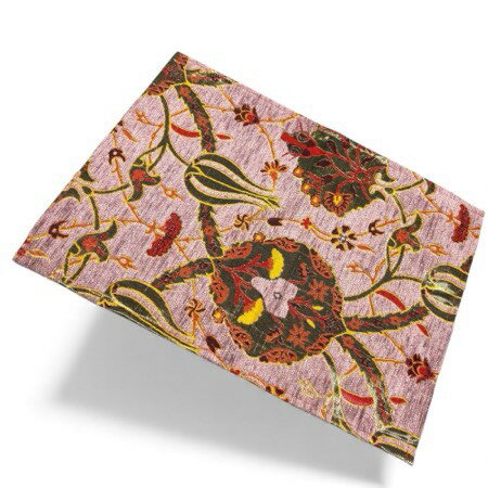 材質 アクリル＆コットン 大きさ 約30cm×約40cm 備考 トルコの美しい生地をさらに安く、さらにミニミニにしてご家庭で様々なシーンで使えるランチョンマットに仕上げました♪玄関先に、テーブルのセンターで、花瓶の下に、ランチョンマットとし...