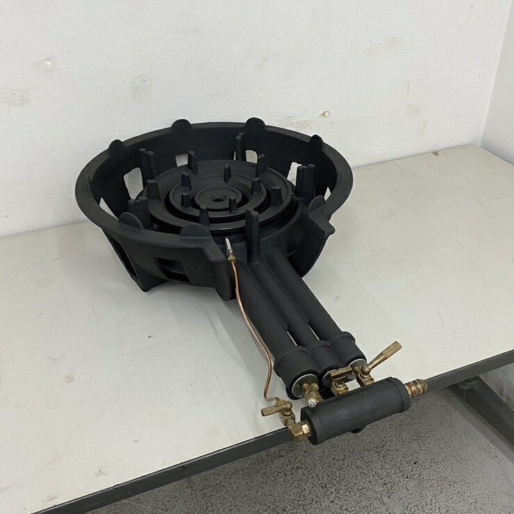商品詳細画像【中古】 A09177 ハイカロリーコンロ 3重・種火・下枠付き タチバナ TS-308P 都市ガス用 寸胴鍋の使用範囲 42cm　【業務用】【厨房用】【保証有】◆商品詳細◆&nbsp;◆商品名:ハイカロリーコンロ 3重・種火・...