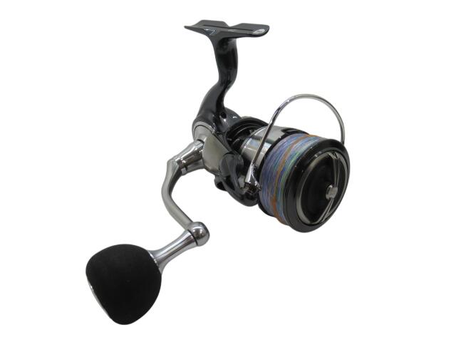 商品名 【中古】【店頭併売品】DAIWA ダイワ24セルテート LT5000D-XHスピニングリール 釣具【鹿児島店】 メーカー DAIWA ダイワ 仕様 ●アイテム：24セルテート LT5000D-XH●標準自重(g)：290●巻き取り長...
