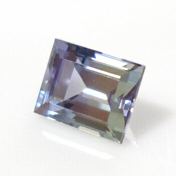 重量：約0.73cts サイズ：約4.4×5.5mm 産地：タンザニア 説明：【非加熱ナチュラル】のバイカラータンザナイトを【バレンタイン】特別価格にてご提供!! タンザナイトのほとんどが加熱処理されていますが、こちらの商品は非加熱で美しい...