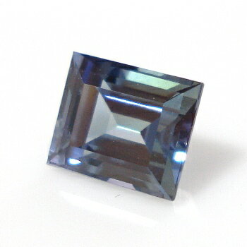 重量：約1.17cts サイズ：約5.3×6.3mm 産地：タンザニア 説明：【非加熱ナチュラル】のバイカラータンザナイトを【バレンタイン】特別価格にてご提供!! タンザナイトのほとんどが加熱処理されていますが、こちらの商品は非加熱で美しい...