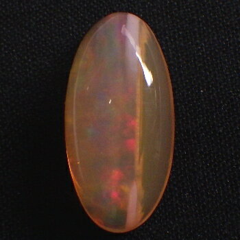 重量：約14.89cts サイズ：約13.0×25.5mm 産地：メキシコ 説明：【摩訶不思議＆キャッツアイ？＆バイカラー？】メキシコオパールを【紅葉の秋】特別価格にてご提供!! プレシャス（遊色効果）オパールとコモン（地色のカラーのみ）オ...