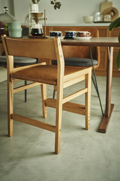 商品情報品番・ACE-72BR/NAサイズ・W48×D55×H75×SH44/47/50/53重量・6.2kg素材・天然木(アッシュ) ウレタン塗装 合皮組立・組立式付属工具・六角レンチ注意事項・北海道・沖縄・離島への配送はいたしておりませ...