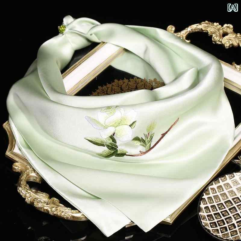: 正方形幅：55cm長さ: 55cm