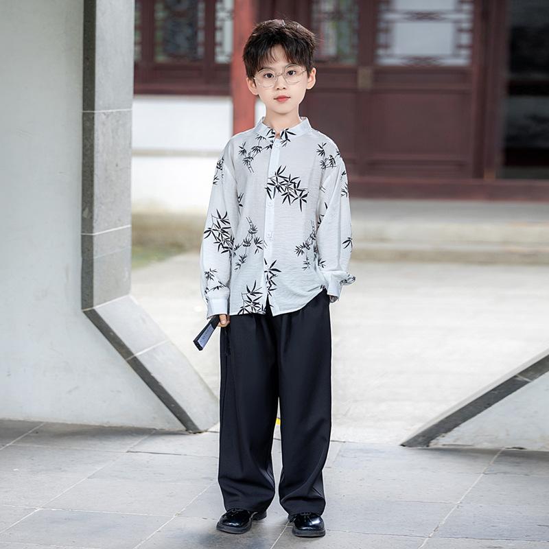 ・カテゴリ: 子供服、セットアップ・スタイル: 中国風・セット内容: パンツセット・セット点数: 3点セット・対象年齢: 3～8歳 (100～140cm)・生地名称: 化学繊維混紡・生地加工: 柔軟加工・袖丈: 長袖・パンツ丈: 長ズボン・...