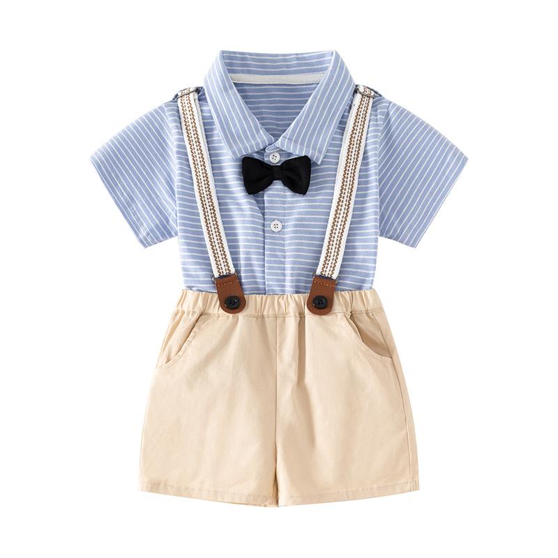・カテゴリ: キッズセットアップ・性別: 男の子・対象年齢: 1〜3歳・スタイル: イギリス風・セットタイプ: パンツスーツ・セット内容: 2点セット・主な素材: 綿95%・袖丈: 半袖・股下: ショートパンツ丈・開閉タイプ: シングルボタ...