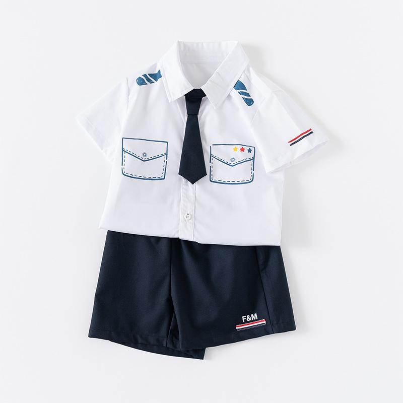 ・カテゴリ: キッズセットアップ・対象: 男の子・スタイル: ブリティッシュ・セット内容: パンツセット・主な素材: 綿95%・加工: シェアリング・厚さ: 薄手・袖丈: 半袖・パンツ丈: ショート・対象年齢: 3～8歳・サイズ展開: 10...