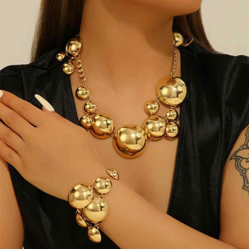 ・素材: 鉄・加工方法: 電鍍・セット内容: ネックレス、ブレスレット・チェーンタイプ: 定番チェーン・ペンダント素材: 鉄・柄: 円形・カラー展開: 電鍍ゴールド、電鍍シルバー・スタイル: 欧米風・スタイル分類: ファッション通勤・カテゴ...