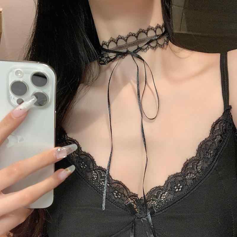 ・素材: 布・カラー展開: 白フリルレースリボン、黒フリルレースリボン、白フリンジレースリボン、黒フリンジレースリボン・要素: レース、リボン・スタイル: 上品、通勤スタイル・トップ素材: 布・長さ: 41～50cm・対象: レディース・カ...