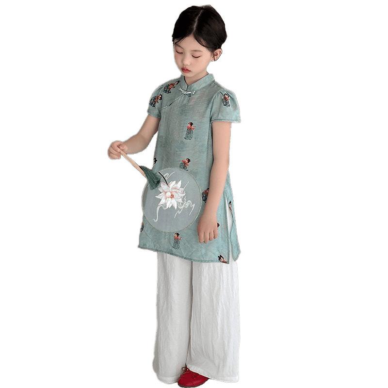 ・性別: 女性・スタイル: 韓国・セット内容: パンツスーツ・セット点数: 2点セット・対象年齢: 8歳以上（身長140cm以上）・袖丈: 半袖・パンツ丈: ロング丈・生地加工: 柔軟加工・厚さ: 薄手・柄: 無地・要素: トレンド・主な素...