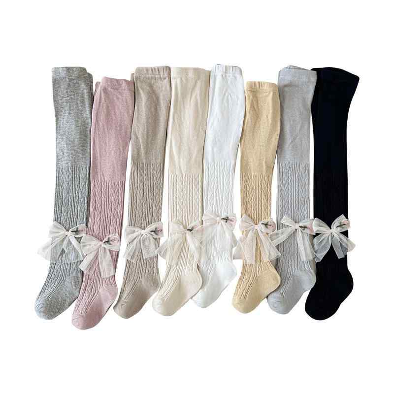 ・カテゴリ: 子供用パンティストッキング・対象性別: 女の子・主な素材: 綿78%・加工: 刺繍・機能: 通気性、吸汗性・筒丈: 連パン・厚み: 薄手・柄: 無地・要素: リボン、プリンセス、トレンド、キャンディー・カラー展開: ホワイト、...