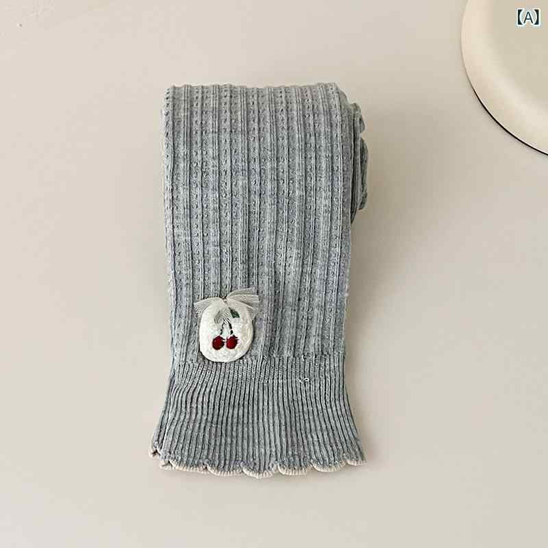 ・スタイル: 韓国・主な素材: 綿85%・対象: 女の子・丈: カプリ・ウエスト位置: ミドル・ウエストタイプ: ゴムベルト・柄: 桜桃プリント・カラー展開: グレー、ブラック、ホワイト、ライトブラウン・サイズ展開: S (身長80-95c...