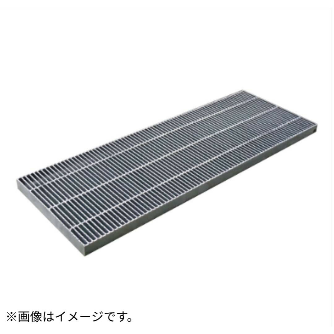 ■商品仕様●横断・側溝用の溝蓋です。●ベアリングバー厚み3mm以下の場合…ベアリングバーピッチ 12.5mm●ベアリングバー厚み5mm以下の場合…ベアリングバーピッチ 15mm型番CXHB 319-4.5商品番号044800140適用溝一般...