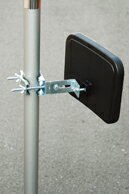 材質スチール　ユニクロメッキ仕上げ 適合サイズGMB-180/ブロック・塀サイズ幅70〜180mmGMP-60/ポール15〜16mm(直径)ガレージミラーをブロックや塀、ポールに取付用の金具です。ブロック・塀サイズ幅70〜180mmに適合し...