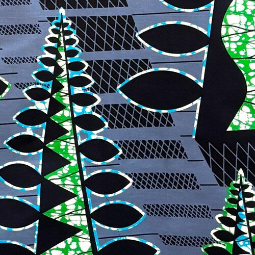 アフリカでは主にドレスや普段着を作る布ですが、バッグ、小物など幅広くアフリカの人々の暮らしに使われている布です。 お洋服だけでなく、個性的なアフリカンプリントの生地でマルチカバーやカーテンなどインテリア雑貨を作ってもステキです! 品　質　:...