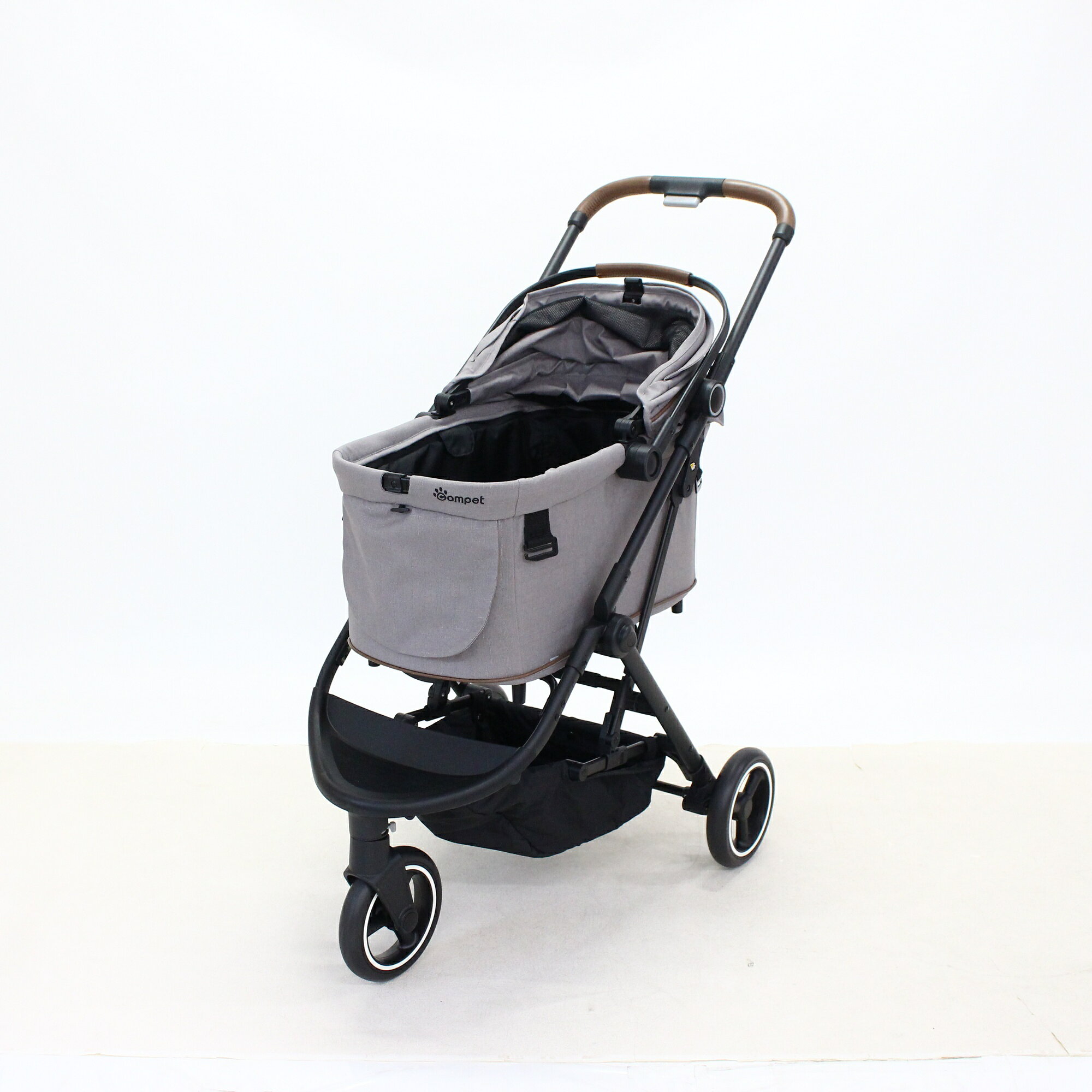 中古品 / 清掃済 / 動作確認済 / 購入2026年 / レンティキュラークラウズグレー 機能面に問題はなく正常に機能します。強いにおい残りがあります。目立つ傷があります。 【状態】 必ず画像にてご確認をお願いします。 ・全体的に傷や汚れ...