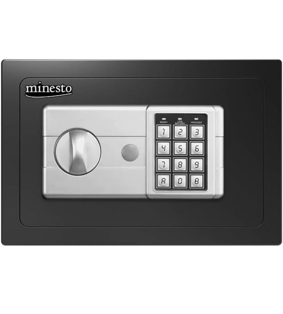 ●即日～2営業日内スピード発送！ 万が一の初期不良対応● 色 　　ブラック 内寸サイズ H19xW30xD14 外寸サイズ H20xW31xD20 重量　　　　約5Kg 【2種類から選べる開錠方法】 普段は鍵の携帯不要で、金庫の開錠はテンキ...