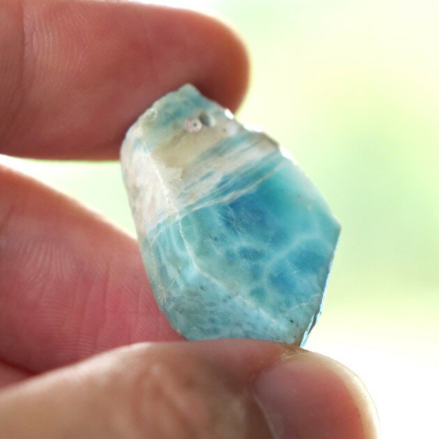　★　Item Info 【石の名前】 ラリマー 【産地】 不明 【石の大きさ】 画像をご確認ください。 【重さ】 11.8g 【カラット】 59ct 【備考】Larimar ラリマー 正式な鉱物名はペクトライト。 ペクトライトには白・黄・...