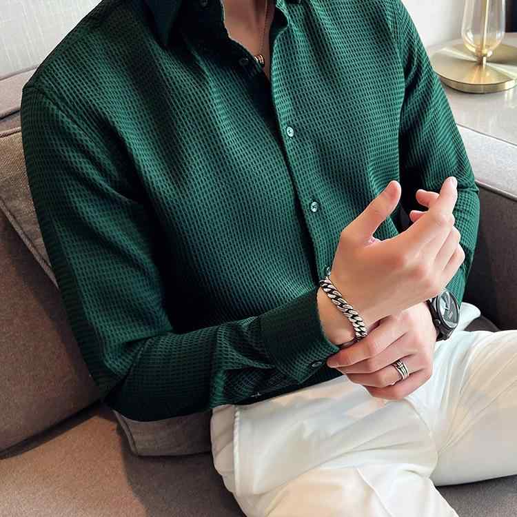 シャツ メンズ 男性用 長袖 ワッフル 織 無地 ポリエステル 形態安定 ビジネス カジュアル 普段使い トップス 緑 グリーン 白 ホワイト 黒 ブラック? メーカー希望小売価格はメーカーカタログに基づいて掲載しています