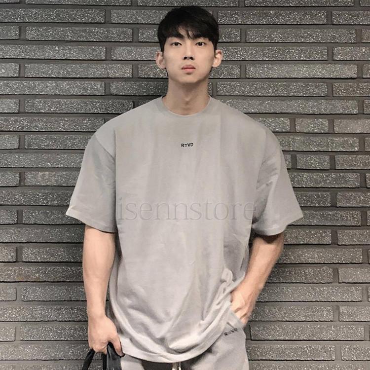 素材 :コットン、ポリエステル詳細サイズ(cm) :着丈/バストcmM 68 104L 70 108XL 72 1122XL 74 1163XL 76 120★中国製※表記は当店平置き実寸サイズになります。※大量生産による生産過程におきまし...