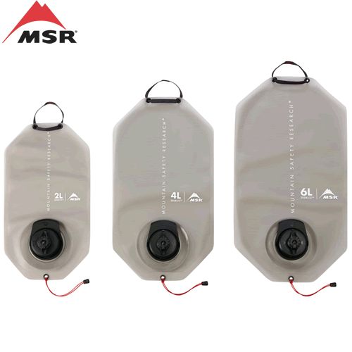 ドロムライトも改良されました。大容量の水を溜めることができるのでハンドルを木などに吊るしてオプションのキットを使用すればシャワーとしても使えます。 ※上記ウォーターバッグは、水の配給地域から離れた場所に調理等の最低限の水を運搬する為の商品で...