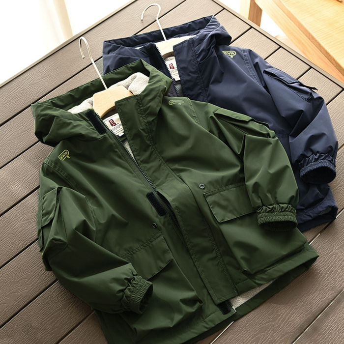 男の子 裏ボアジャケットベビー 無地 キッズジャケット ダウンコート フード付き 服 上着 長袖 防寒 厚手 カジュアル ガールズ ジャンパー 柔らか 保温 コート トップス 春秋冬 シンプル 韓国 おしゃれ 3色 裏起毛で暖かい♪動きしや...