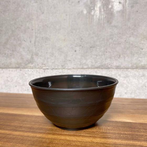 バイオ フィネオ FW 100-200 黒◇陶器のような質感のデザートカップです。◇洋菓子、和菓子の容器として幅広くお使いいただけます。◇植物由来素材と石油由来素材のハイブリッド容器です。●素材：PP（バイオ）●耐熱温度：110℃●容量：約...