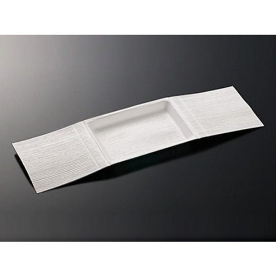 ●本体：レンジ対応●素材：TA●耐熱温度：130℃　　　　　●サイズ（mm）：540×153×H18●入数：100枚竹皮 経木