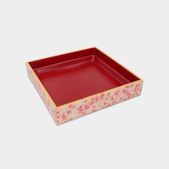 WPS-角214-214　花かすみ朱◇幅広い用途に使える折箱です。◇汁漏れがしにくい底面の特殊入れ底加工。※T-WPS角214-214透明蓋APエコ の本体です。●本体：レンジ不可●材質：PSP●耐熱温度：80℃●サイズ：214×214×4...