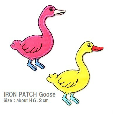 その他鳥のワッペンはコチラから⇒ 【商品詳細】 ■サイズ目安／　最大横幅5.7×高さ6.2cm前後 ■入数　1枚 ■原産国　タイ ■ラッピング／無料で承ります。※「貼り付けの手順として」ノリの付いた裏面に少し指で水をつけ、貼り付けたい布等に...