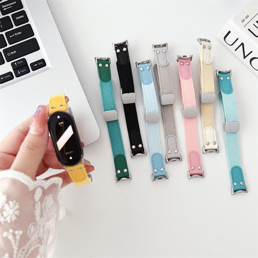 素材:ナイロン対応機種：Xiaomi watch 男女兼用のビジネス風設計 &nbsp;Xiaomi watch本体が付属いません。検索キーワード：Xiaomi watch バンド おしゃれ キラキラ 本革 綺麗 女性 人気 編物 クリスマ...