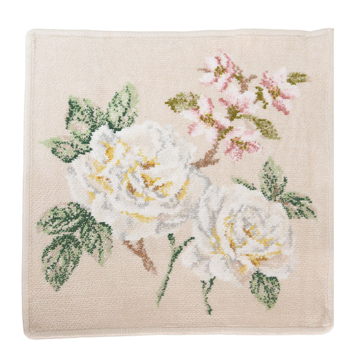 ラッピングについて ブランドについて 歴史と伝統に彩られたドイツ・シュニール織の名門ブランド「FEILER」 ドイツの東部、チェコとの国境近くにあるホーエンベルクに位置し、ワーグナーが建てた祝祭歌劇場のあるバイロイトからも近い、自然と歴史・...