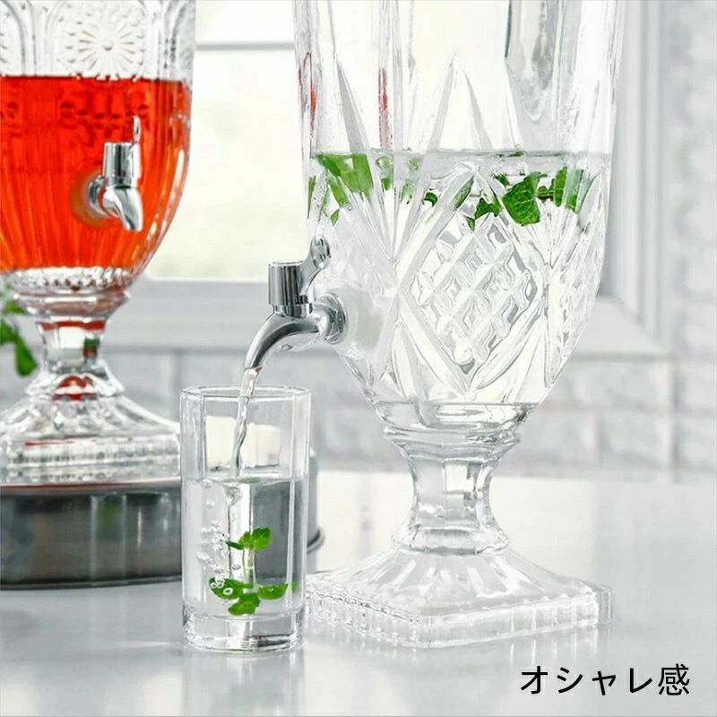 商品：花彫刻の発泡酒缶特徴：1.食品レベルのガラス材質2.蛇口付きで、操作が便利であるサイズ：2L：高さ45 cm、直径16 cm3L：高さ47 cm、直径17 cm容量：2L/3 L注意事項※写真は実物と同じように撮影されます。撮影中の光...