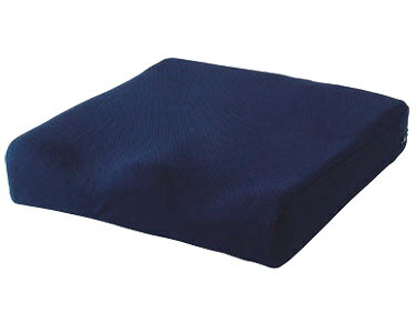 ●サイズ／幅40×奥行42.5×厚さ6（高部8）cm●重さ／625〜655g●材質／ポリエステル（カバーごと丸洗い可）●生産国／日本★別売替カバー：有り・カバーのまま丸洗いOK！吸湿・放湿性にすぐれ、ムレずに快適。・脚位置を保持して座位を安...