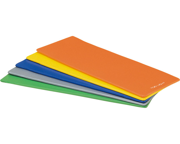 ●サイズ／幅54×長さ120×厚さ2cm●重さ／960g●材質／外被：ターポリン、芯材：ポリエチレンフォーム●生産国／日本●抗菌加工、防炎加工、防水加工 ・底づきしにくいポリエチレンフォームを芯材に採用。・菌の繁殖を抑制する抗菌機能、安全性...